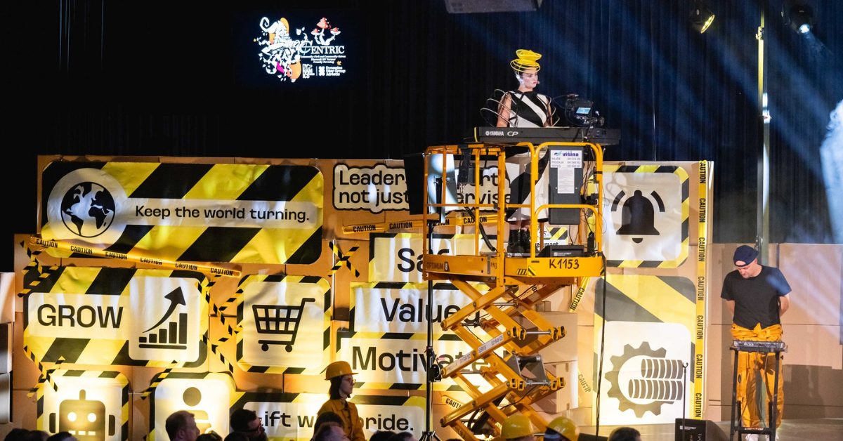 Dynamicsminds 2025 Keynote Welcome To The Warehouse Of Future